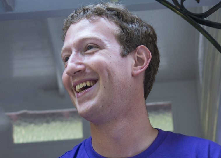 Zuckerberg Demands More Rules on Data Privacy, Governments D