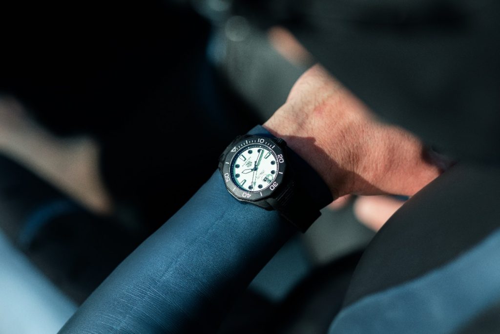 TAG Heuer Launches New 80s Era Dive Watch