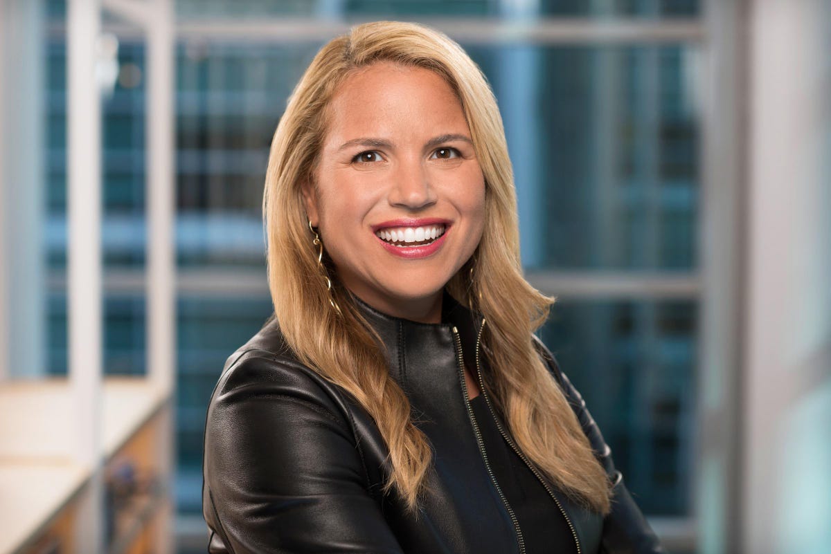 3 Useful Career Tips For Young Female CEOs