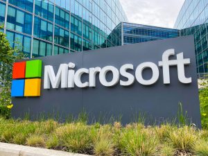 The Rise of Microsoft: How It Became a Tech Giant