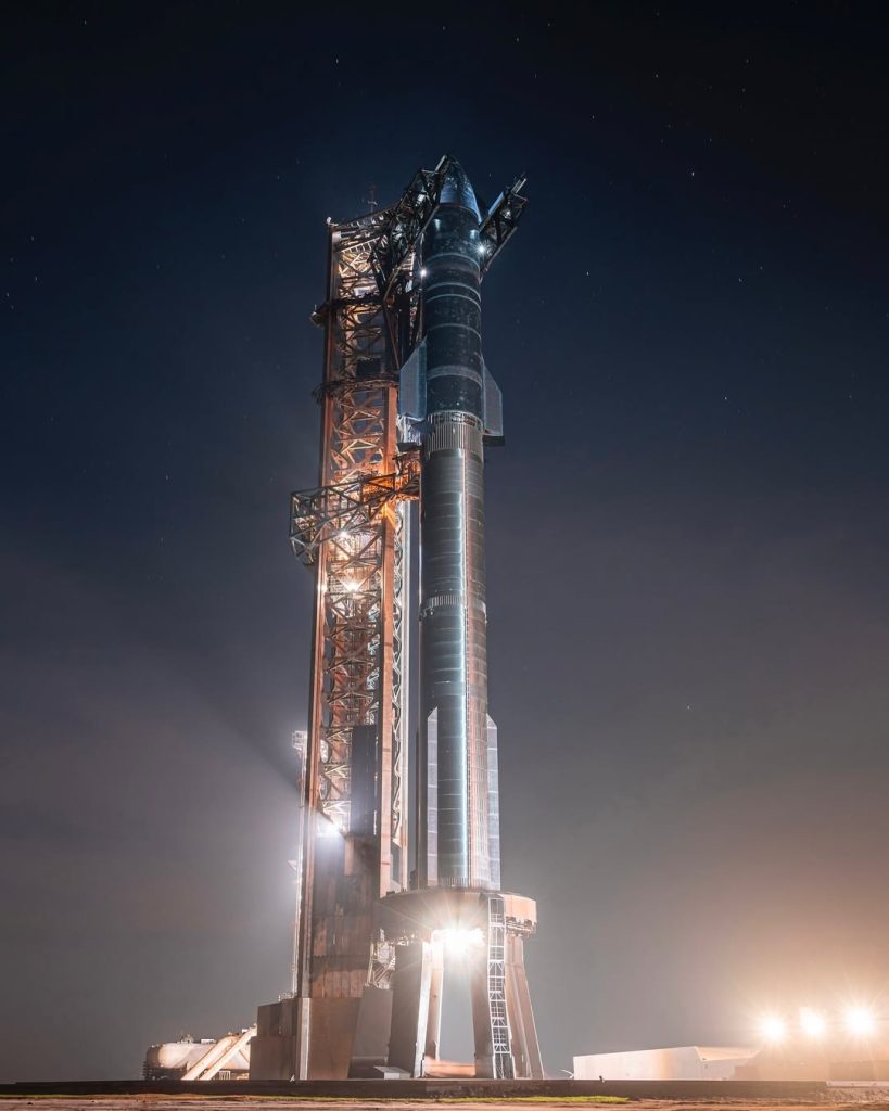 SpaceX vs. Blue Origin: Who's Leading the Space Race?